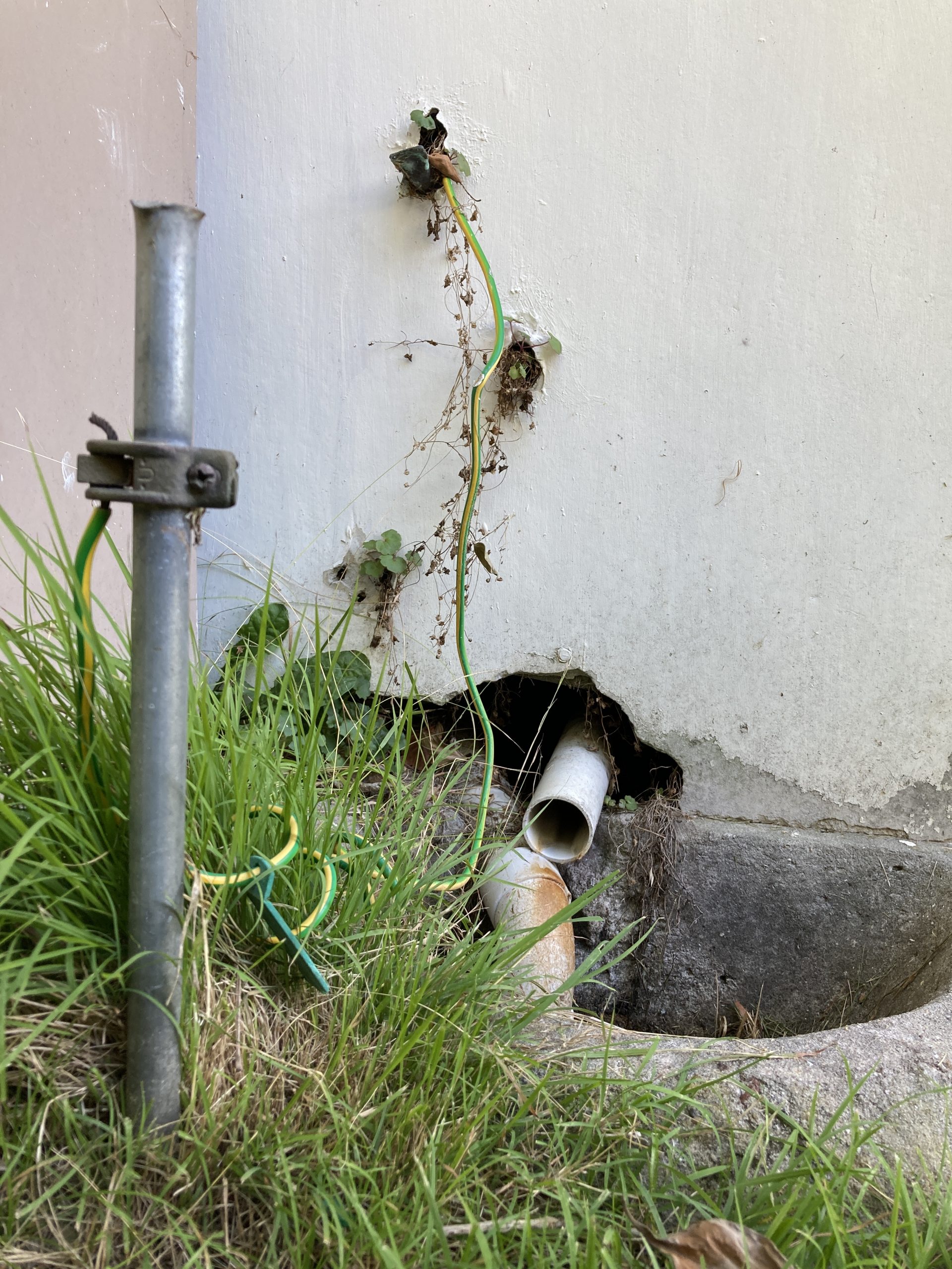 Blocked pipes, and conduit – Wendy Lawson